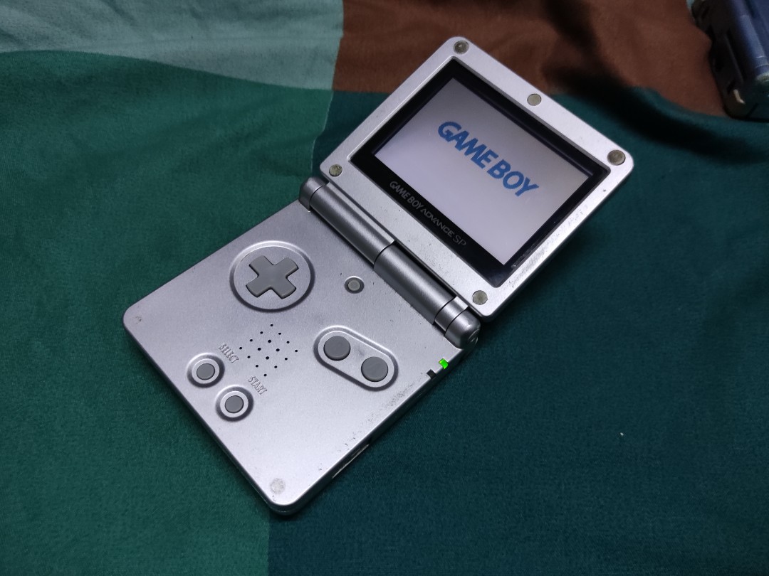 Nintendo Gameboy SP 001 Silver, Video Gaming, Video Game Consoles ...