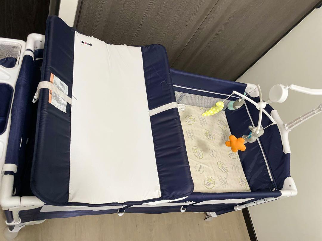 portable Crib + changing station, Babies & Kids, Baby Nursery & Kids ...