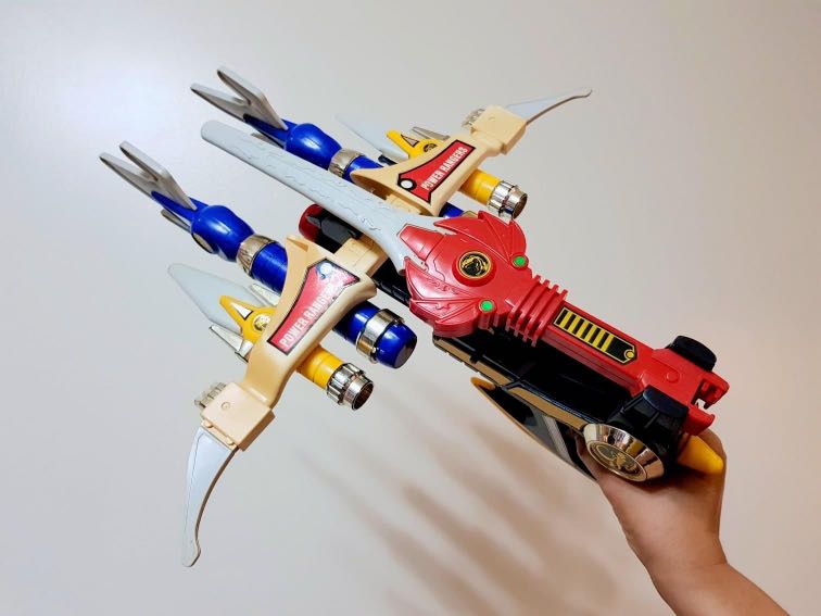 Vintage RARE MMPR Power Rangers Weapons (Combining) on Carousell