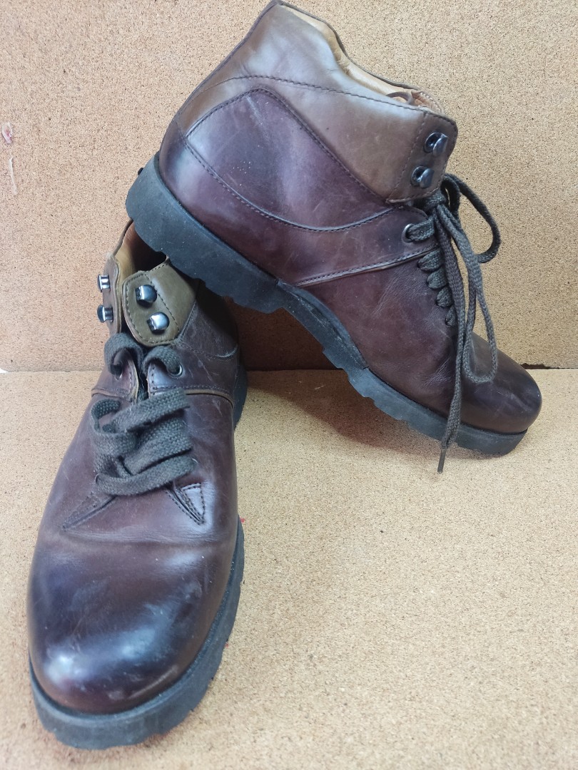 REGAL SHOES, Women's Fashion, Footwear, Boots on Carousell