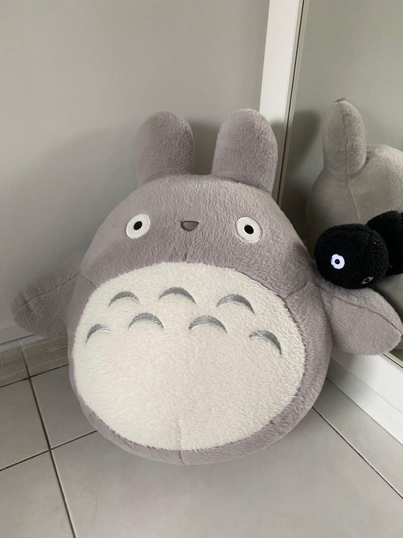 Totoro Stuffed Toy, Hobbies & Toys, Toys & Games on Carousell