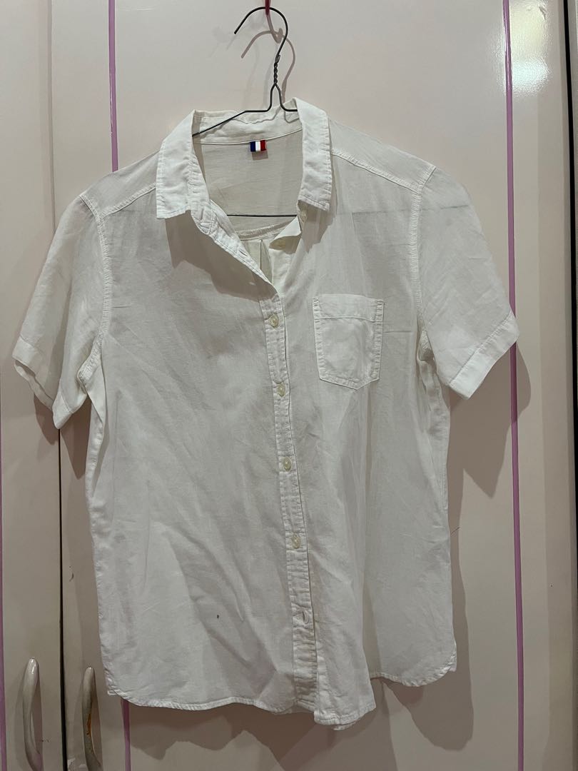 uniqlo kemeja putih, Fesyen Wanita, Pakaian Wanita, Atasan di Carousell uniqlo kemeja putih, Fesyen Wanita, Pakaian Wanita, Atasan di Carousell