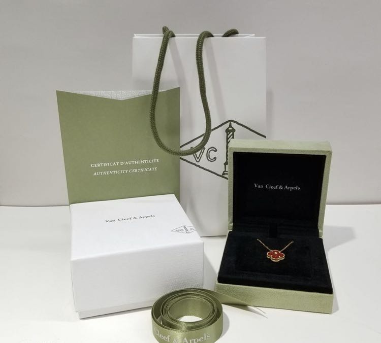 Vca box pre-order, Women's Fashion, Jewelry & Organizers, Accessory ...