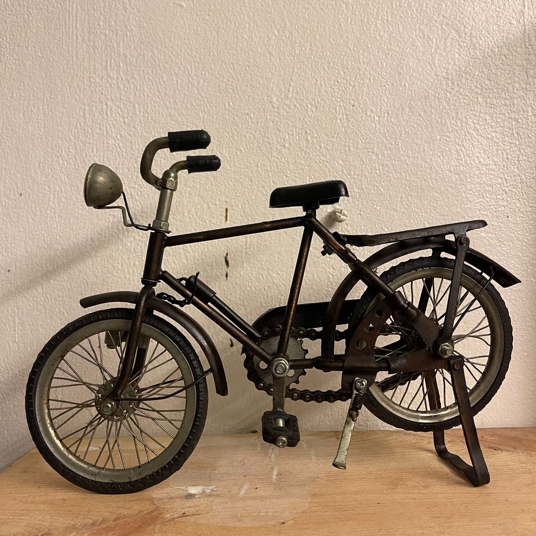Vintage metal bike figure, Hobbies & Toys, Memorabilia & Collectibles ...