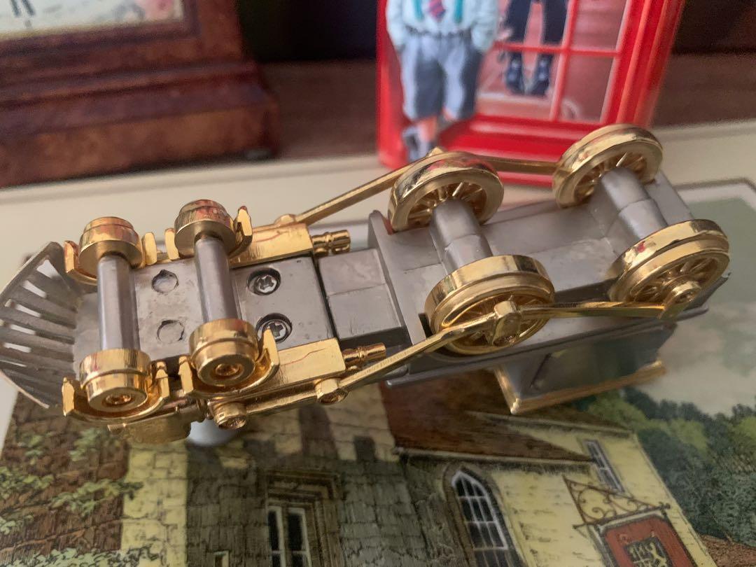Vintage Train Engine Desk Clock Novelty Locomotive Collectible England ...