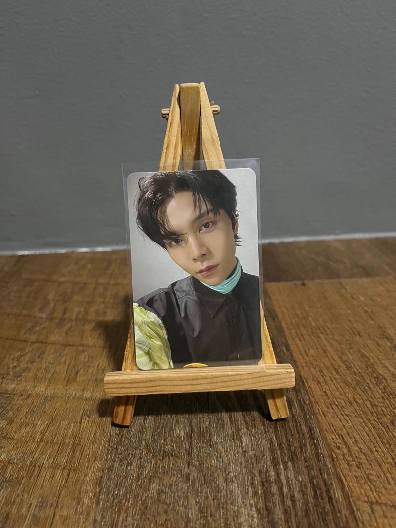 WTS johnny sticker pc nct 127, Hobbies & Toys, Memorabilia ...