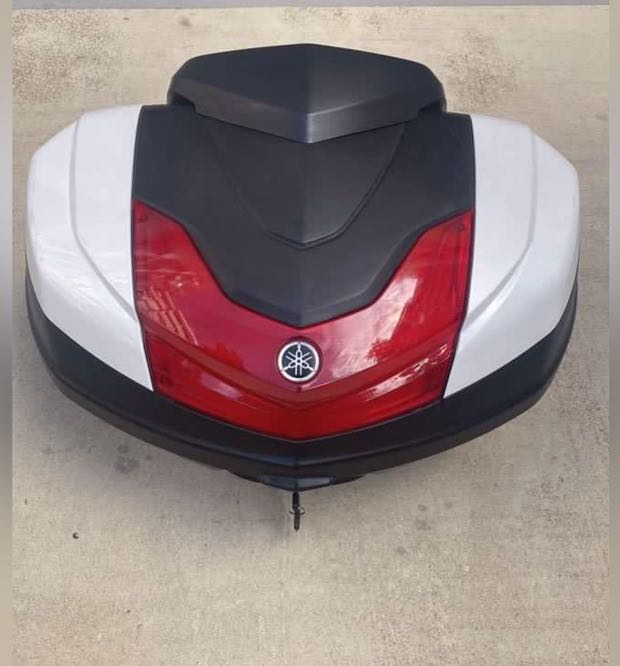 YAMAHA OEM TOP CASE/BOX 50L, Motorcycles, Motorcycle Accessories on ...