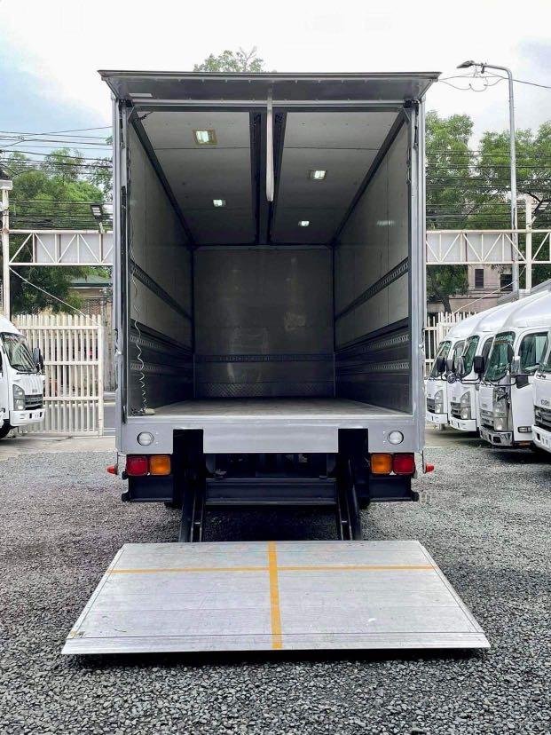 2021 ISUZU FORWARD ALUMINUM WING VAN 21FT F-SERIES WITH POWER LIFTER ...