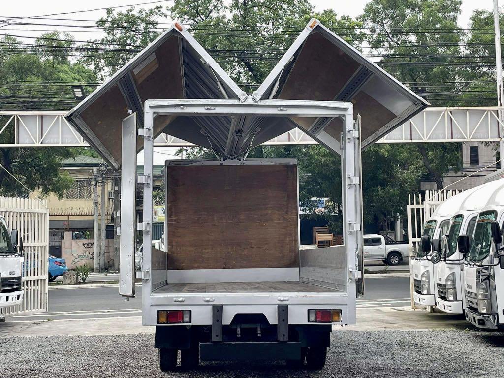 2022 Isuzu Elf Aluminum Wing Van 14.8ft. N-Series NPR 6 Stud, Special ...