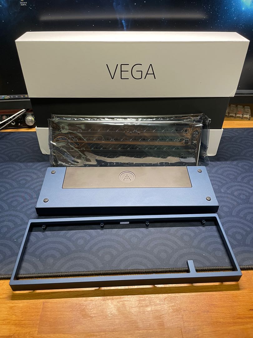 Ai03 Vega 65% Keyboard (Navy) w/ Extras, Computers & Tech, Parts ...
