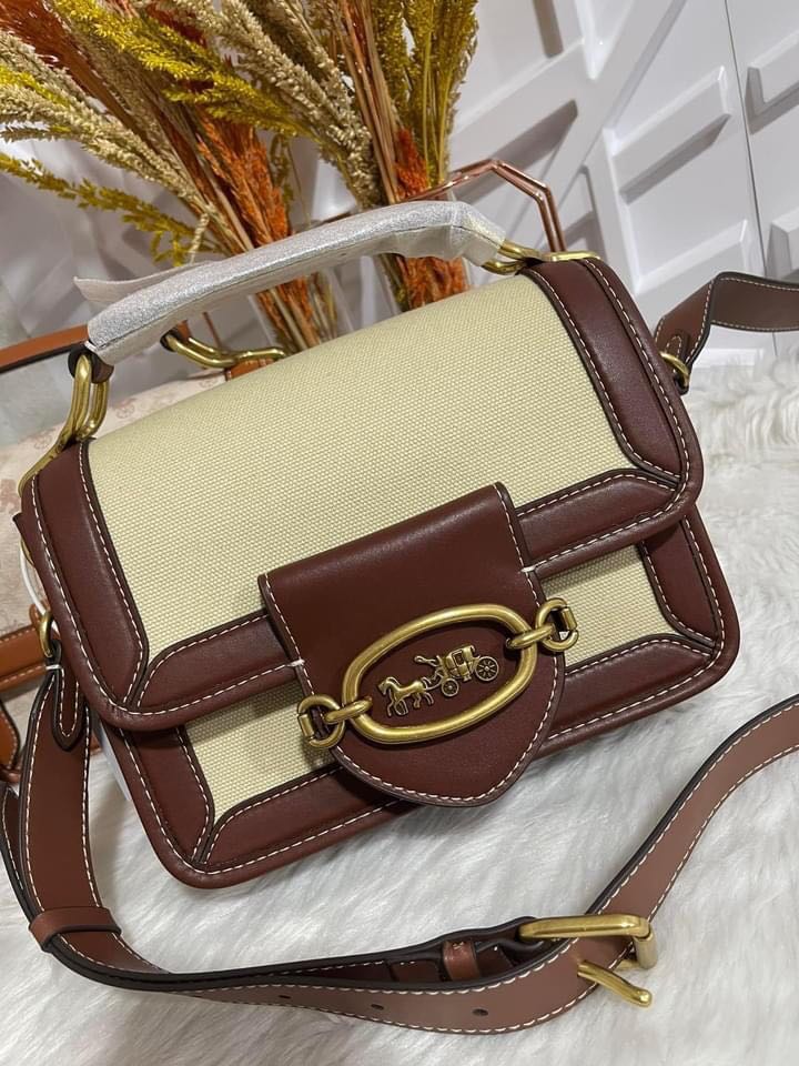 Authentic Coach Hero Shoulder Bag, Women's Fashion, Bags & Wallets ...