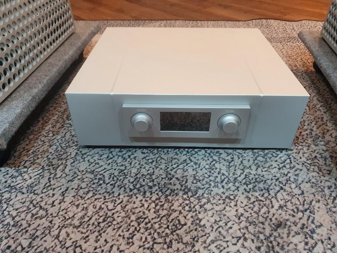 Constellation Audio Inspiration preamp + 400w monoblock, Audio ...
