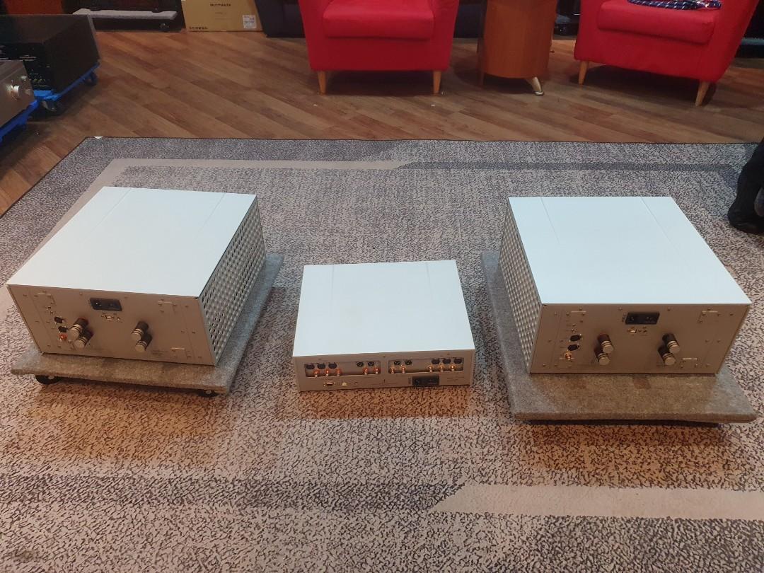 Constellation Audio Inspiration preamp + 400w monoblock, Audio ...