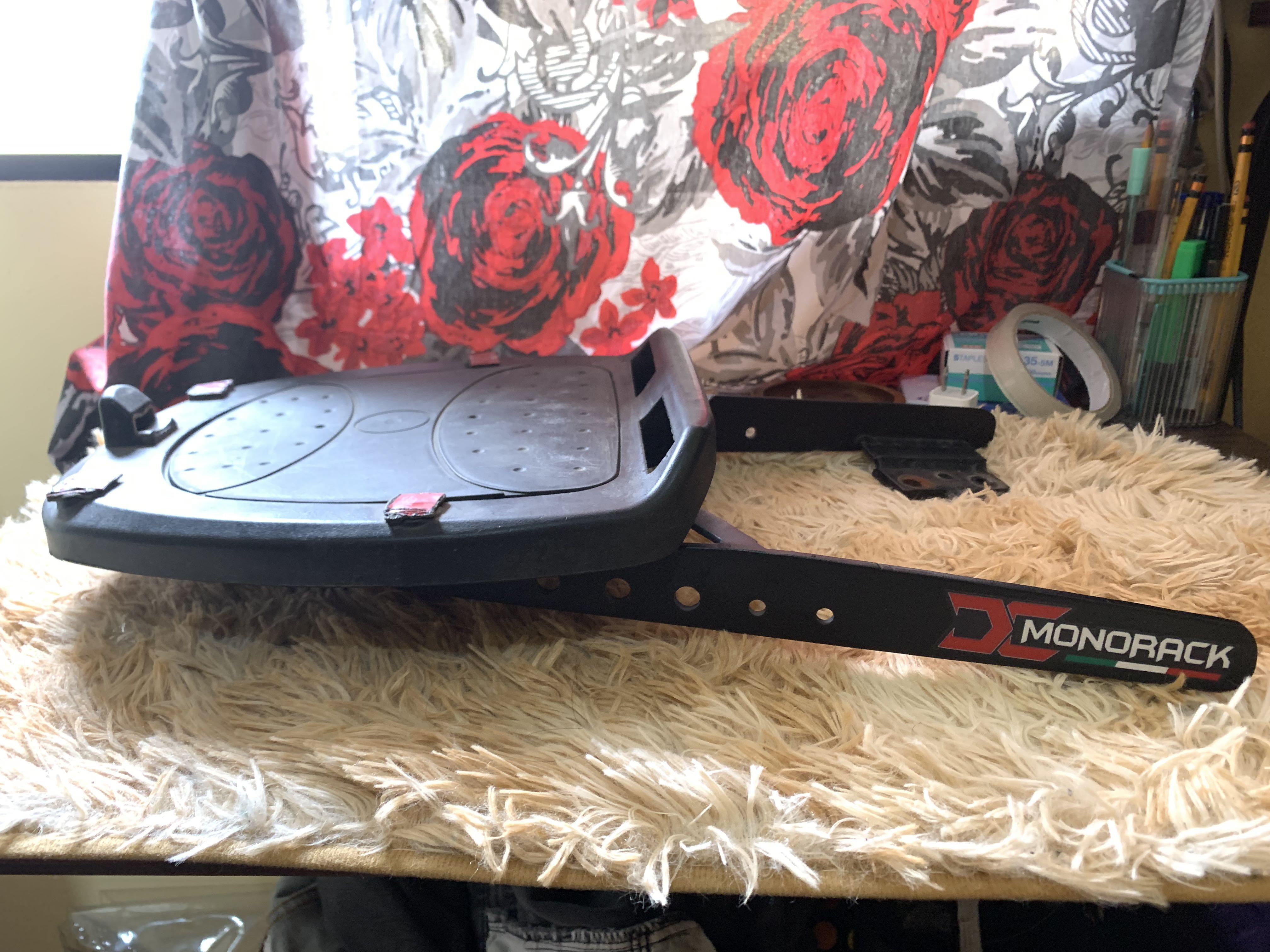 DC Monorack set with top box (Honda beat), Motorbikes, Motorbike Parts ...