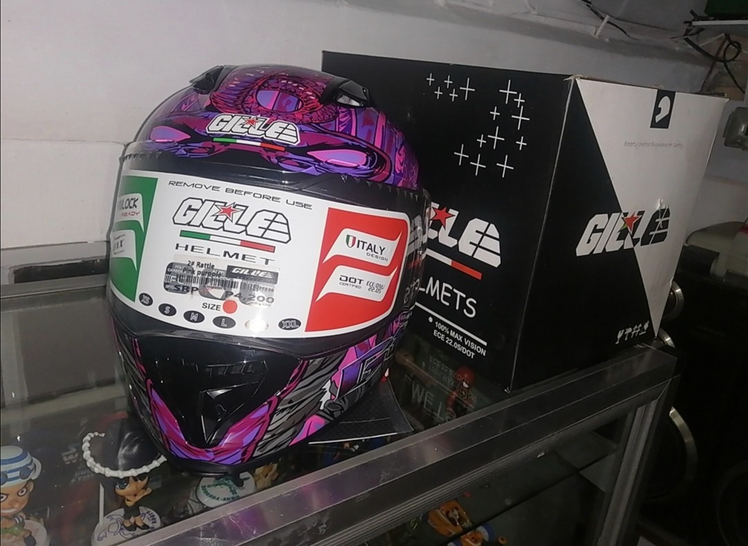 Gille modular Helmet, Motorbikes, Motorbike Parts & Accessories ...