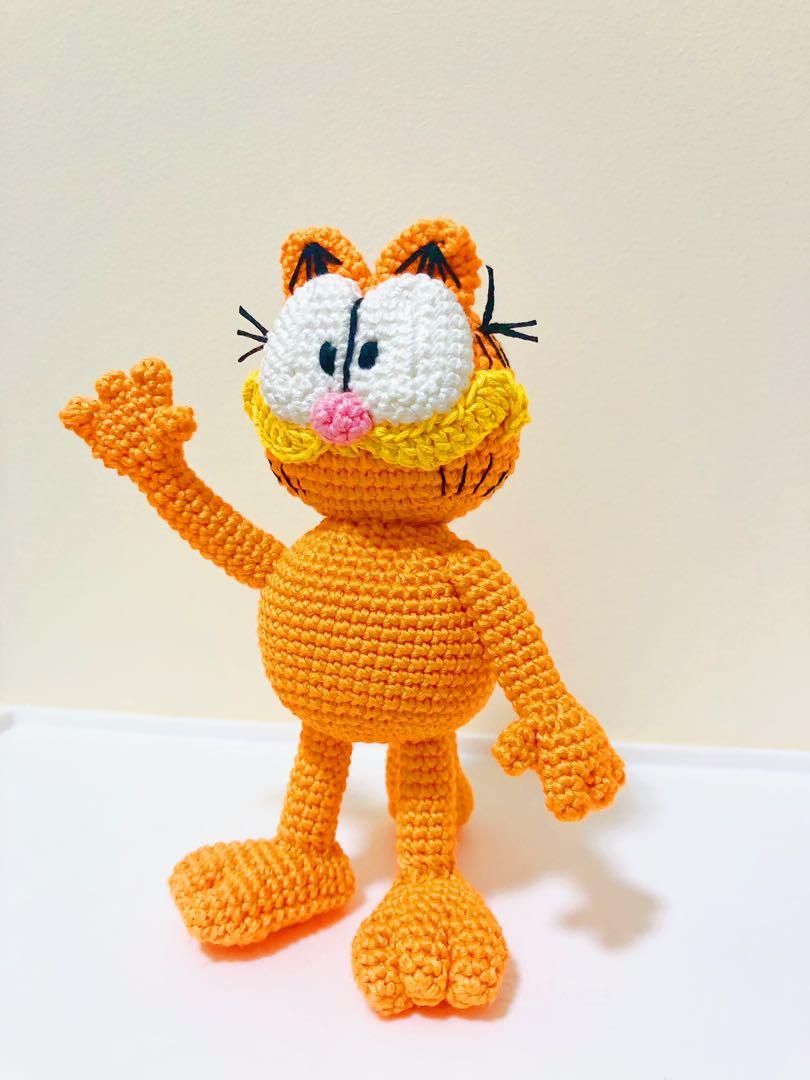 Handmade crochet Garfield bag charm display doll, Hobbies & Toys ...