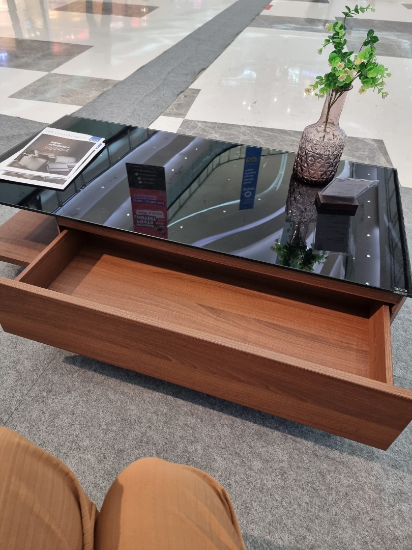 JUAL COFFEE TABLE MEJA CELLINI, Perabotan Rumah di Carousell