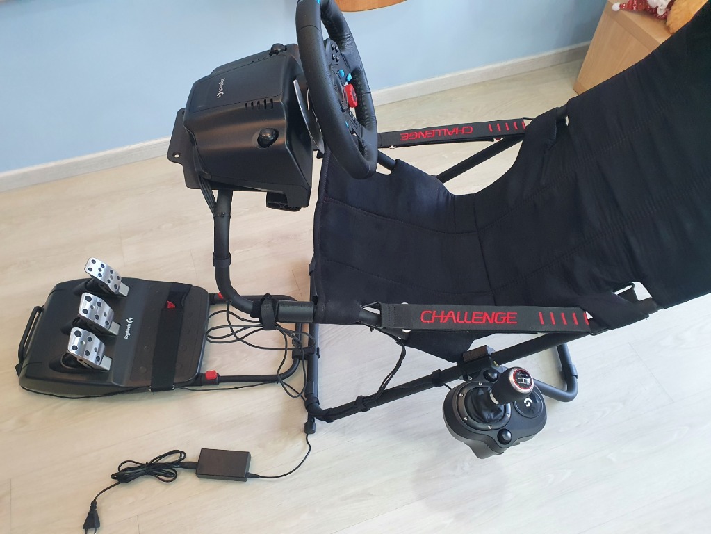 [Negotiable] Logitech G29 Gaming Steering Wheel with Playseat Challenge ...