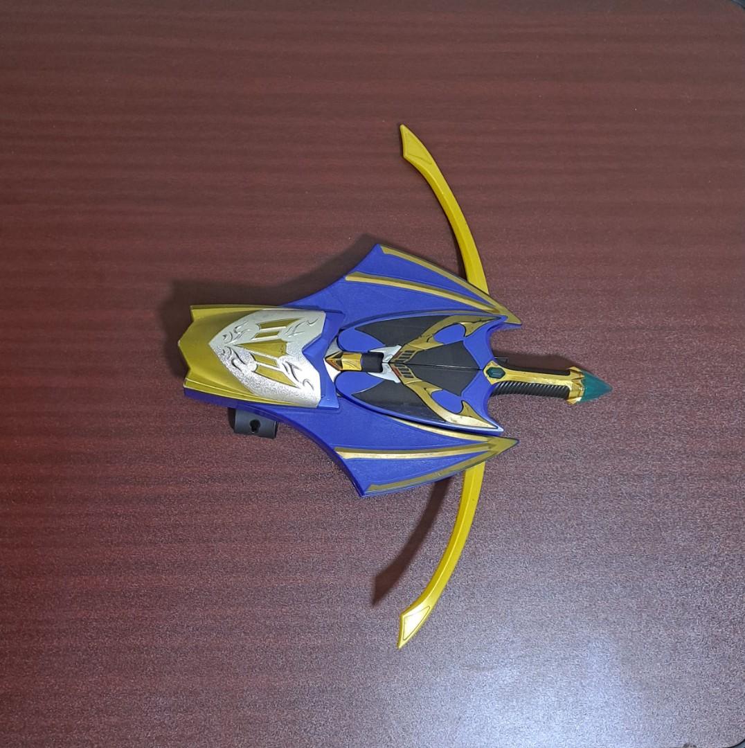 Masked Rider/Kamen Rider Ryuki DX V-Buckle with Three Decks,12 Advent ...