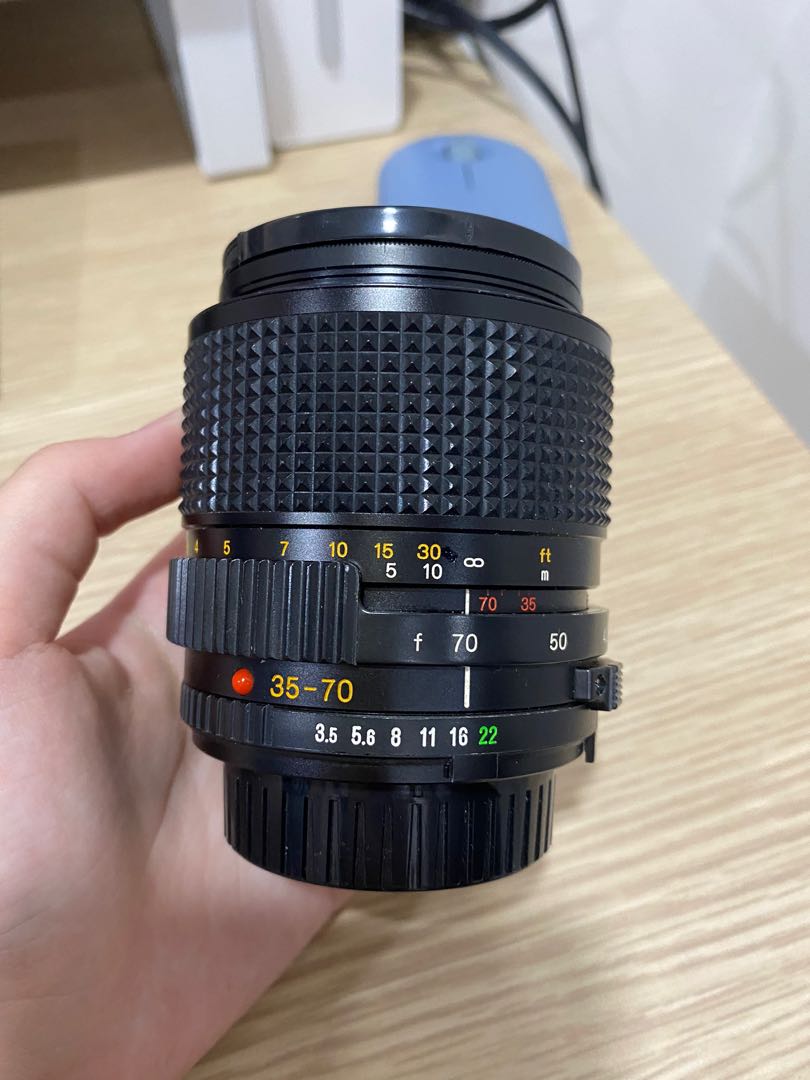 Minolta 35-70mm zoom lens, Photography, Lens & Kits on Carousell