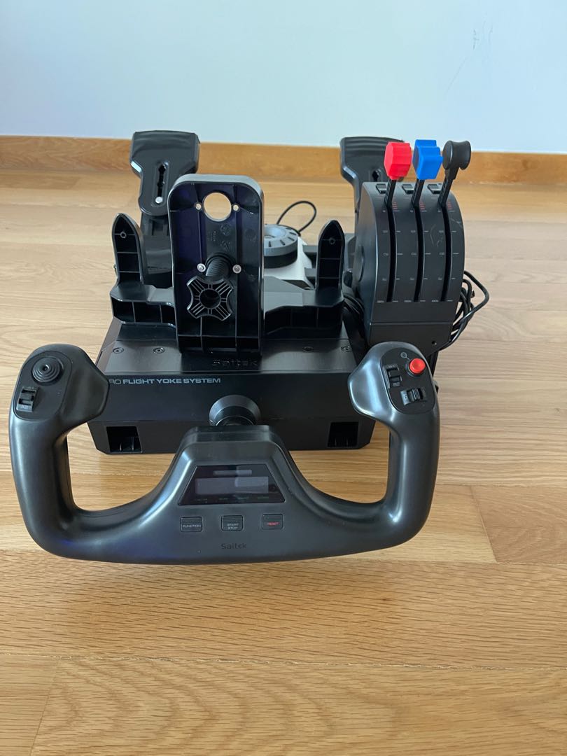 Saitek Logitech Flight controller , throttle and pedals, Video Gaming ...