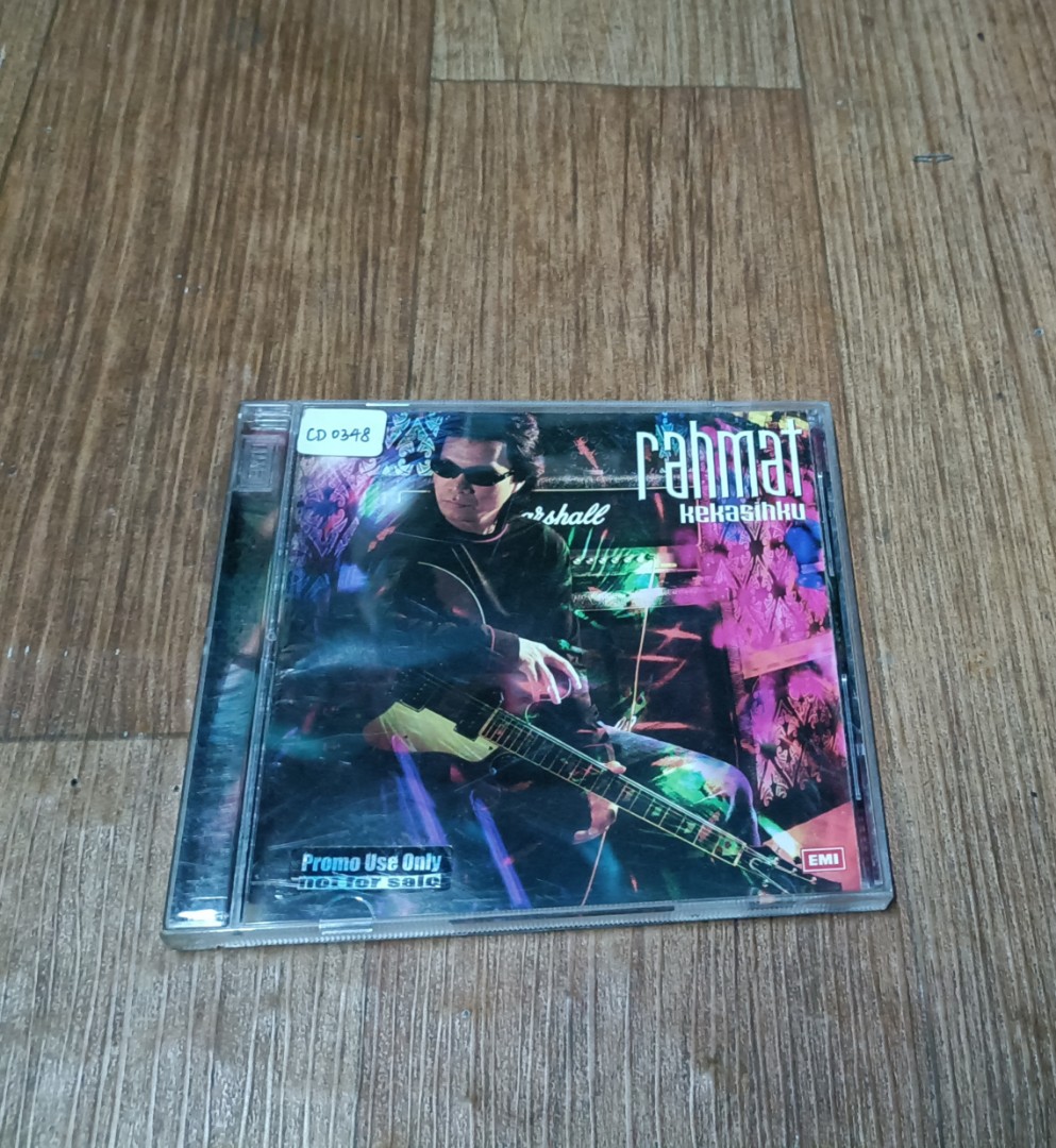 CD RAHMAT EKAMATRA @2002 EMI (M) Sdn Bhd.. album Studio Solo rakaman ke enam penyanyi Rahmat ...