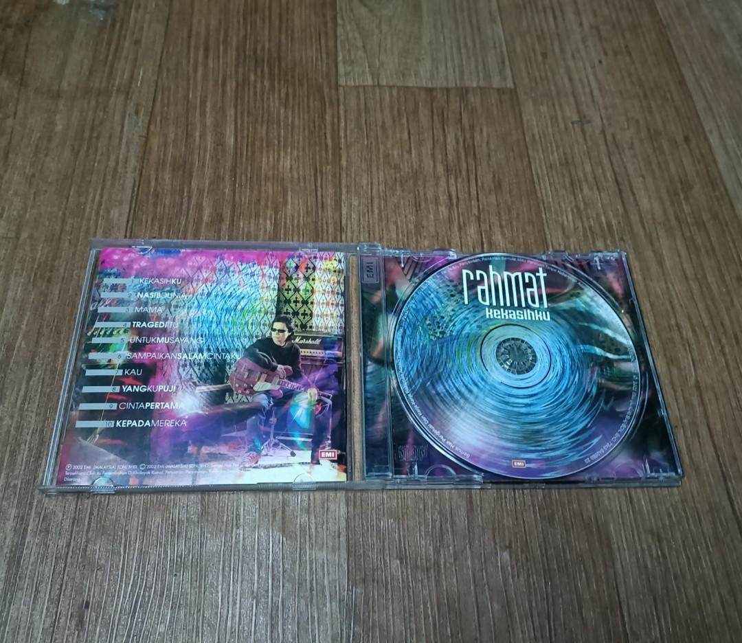 CD RAHMAT EKAMATRA @2002 EMI (M) Sdn Bhd.. album Studio Solo rakaman ke enam penyanyi Rahmat ...
