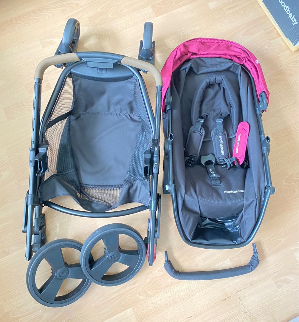 4 Wheels Stroller & Playpen., Babies & Kids, Baby Nursery & Kids ...