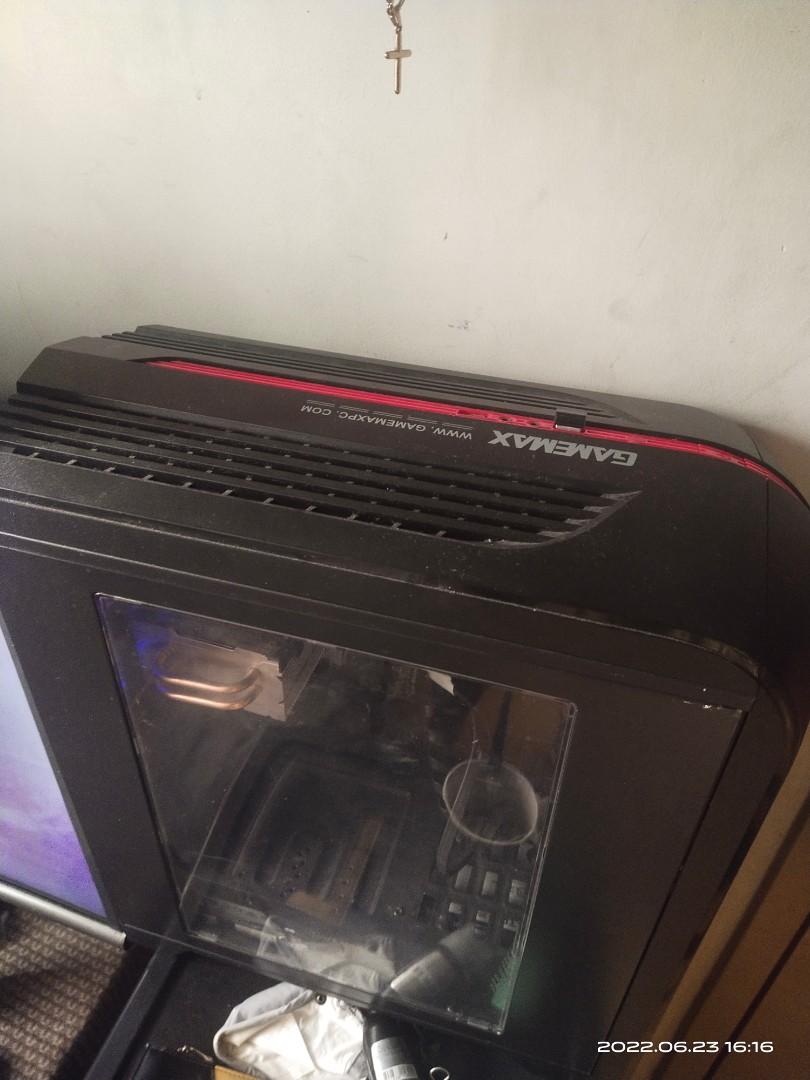 AMD SYSTEM UNIT ( CPU ), Computers & Tech, Desktops on Carousell