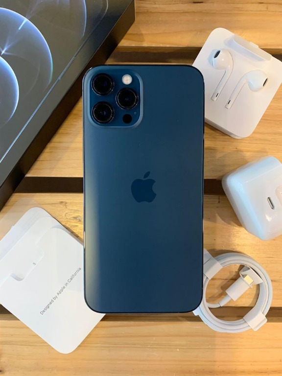 Apple iPhone 12 Pro Max 256GB *FREE PROTECTIVE CASE*, Mobile Phones ...