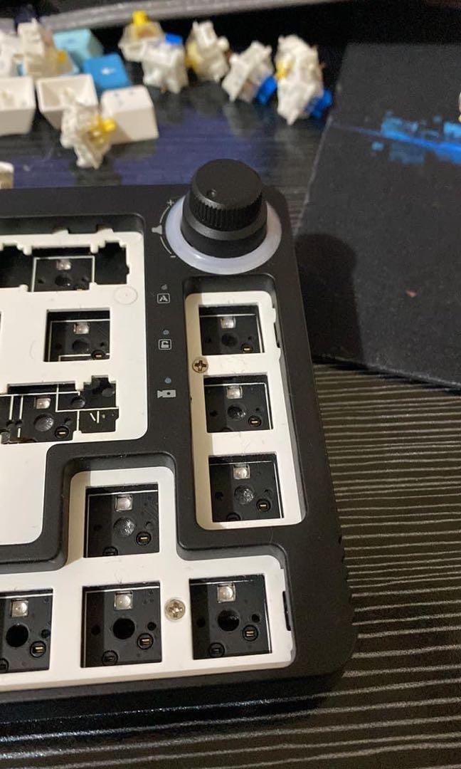 Barebones tom680 tri-mode black 65% layout, Computers & Tech, Parts ...