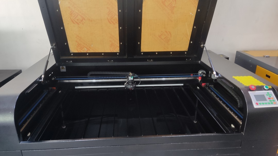 brand New SOFITEC Laser Cutter Engraving and etching for Metal 150watts ...