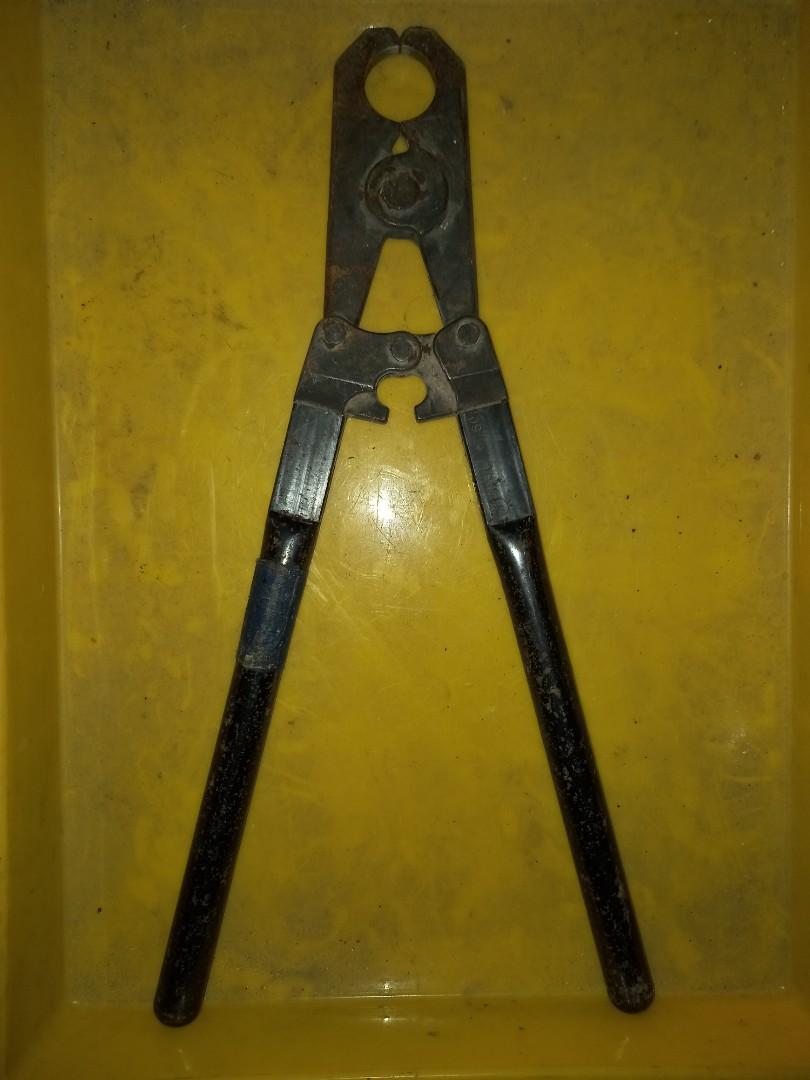 buteline pipe clamping tool, Everything Else, Others on Carousell