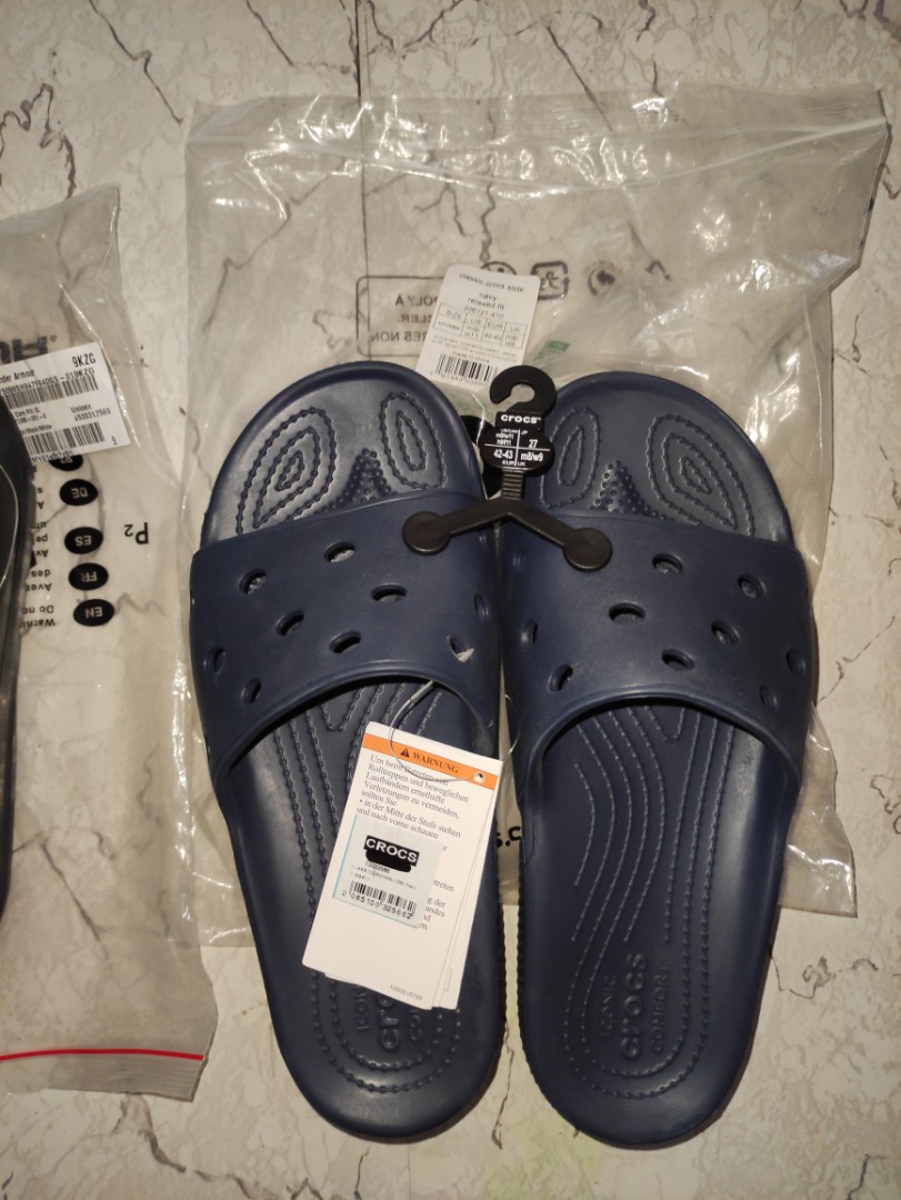Crocs Classic Slide size M9, Men's Fashion, Footwear, Slippers & Slides ...