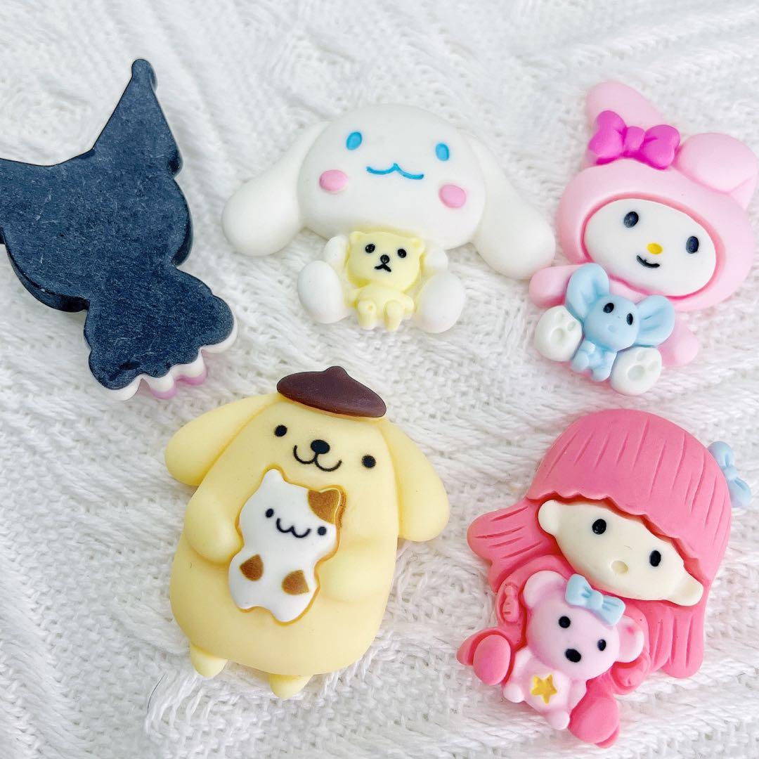 (Set of 5) DIY Sanrio charms, Hobbies & Toys, Stationery & Craft, Craft ...