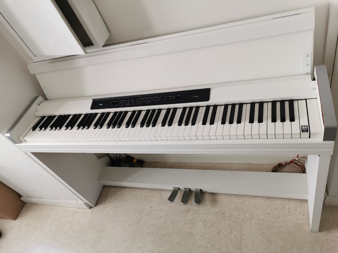 Grand Digital Piano Korg LP-350, Hobbies & Toys, Music & Media, Musical ...