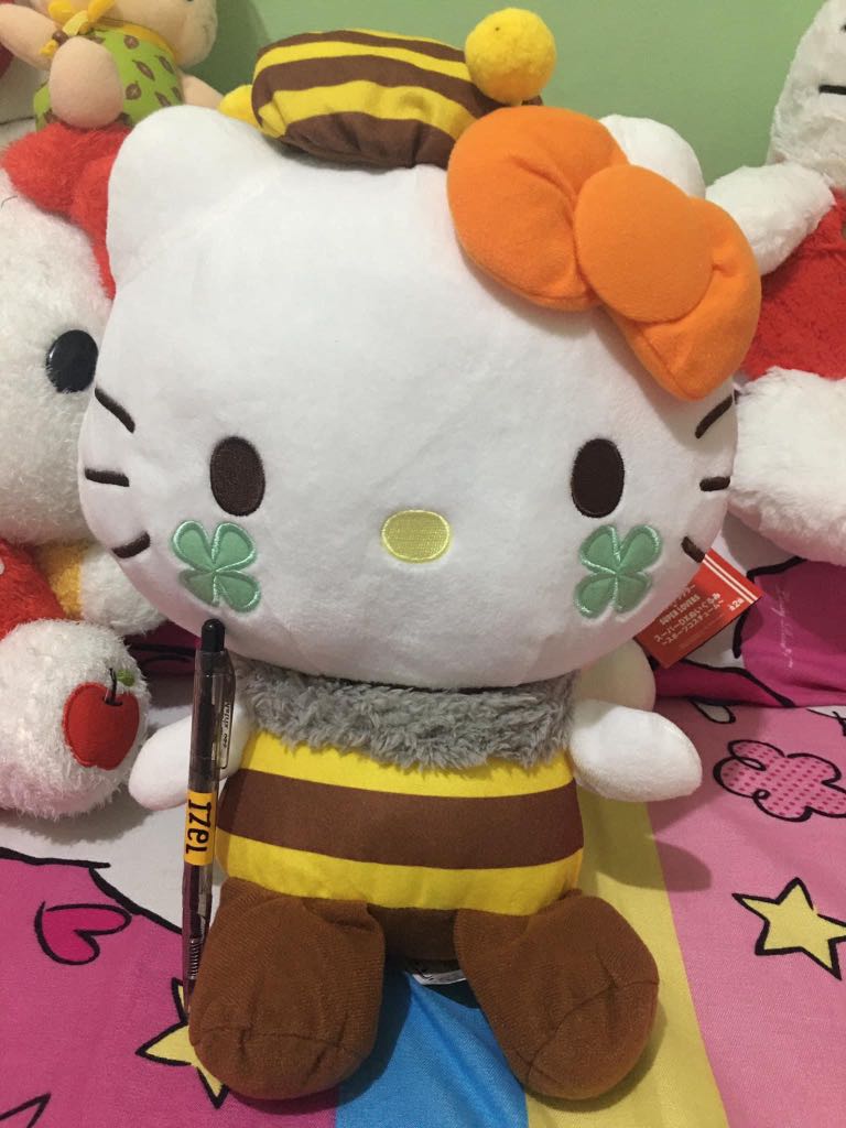 Hello kitty in bee costume, Hobbies & Toys, Toys & Games on Carousell