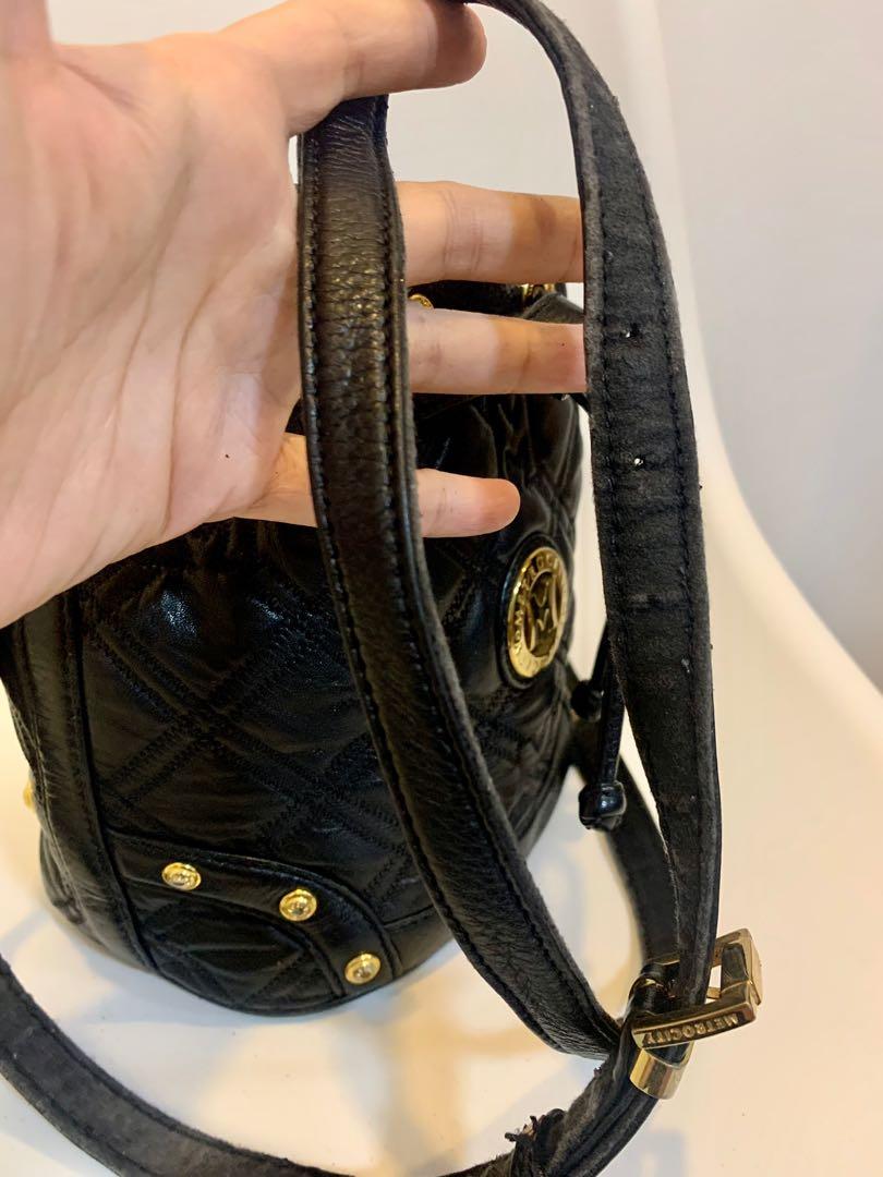 Metrocity Bucket Sling Bag, Women's Fashion, Bags & Wallets, Cross-body ...