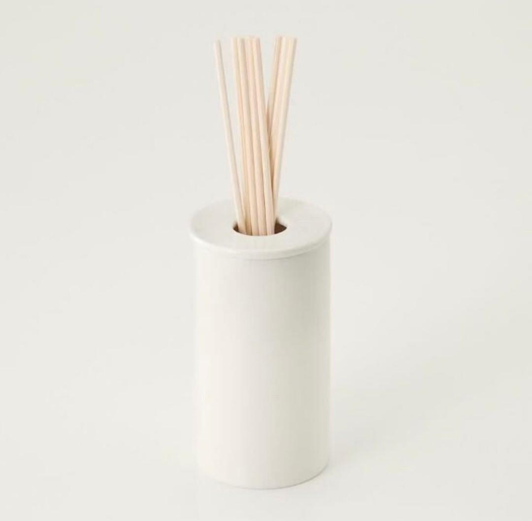 Muji Diffuser Porcelain Holder, Furniture & Home Living, Home Fragrance ...