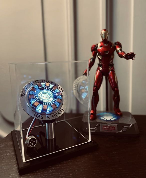 (NEW) 1/1 Ironman nuclear reactor- preorder, Hobbies & Toys, Toys ...