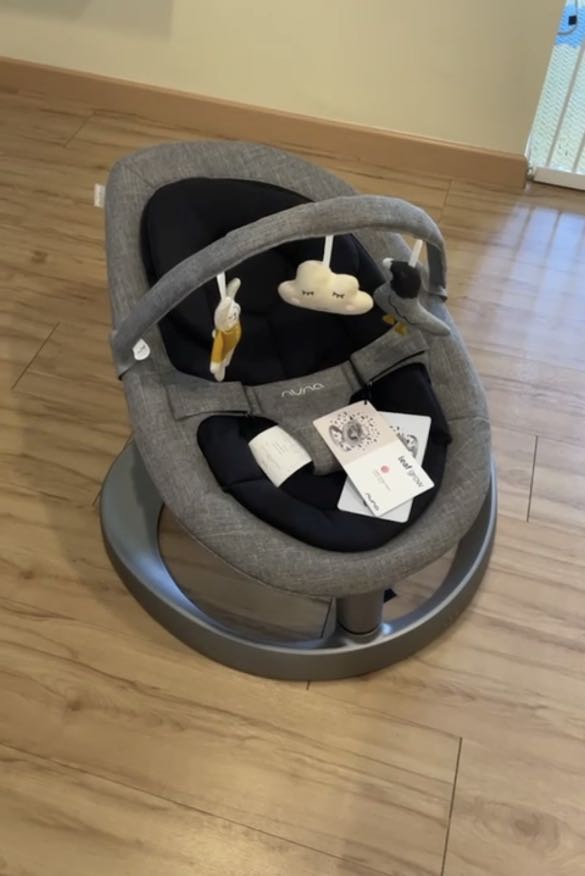 Nuna Leaf Grow Swing Chair with Toybar, Babies & Kids, Infant Playtime ...