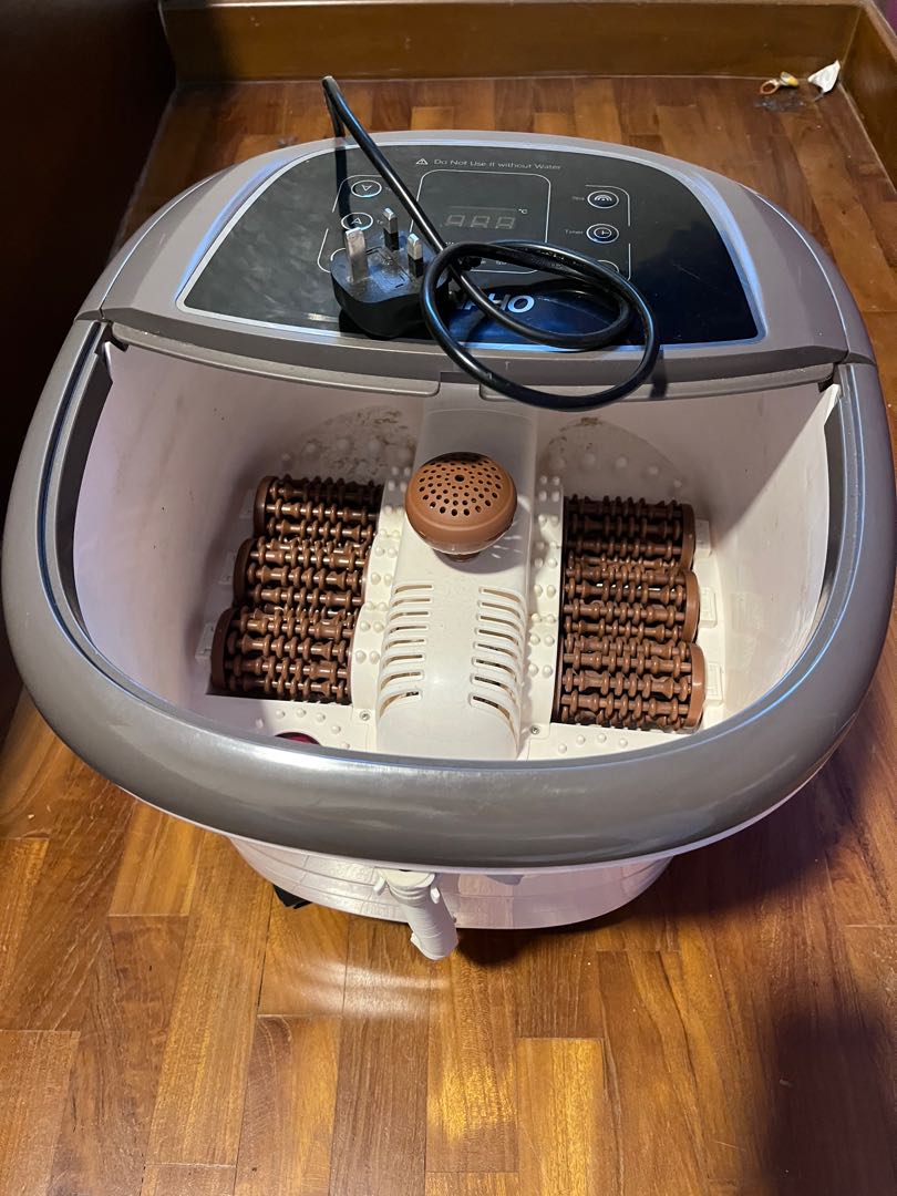 Renopho foot SPA, Beauty & Personal Care, Foot Care on Carousell