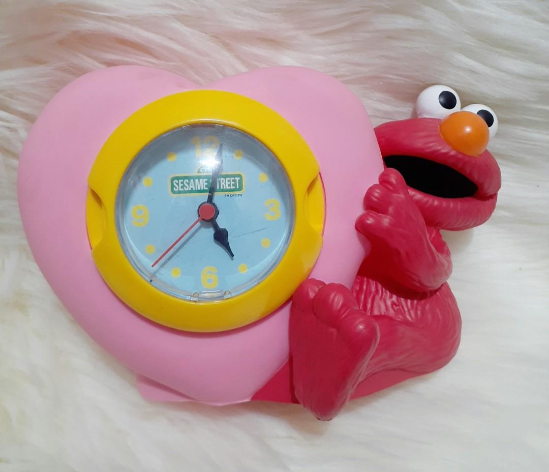 Sesame Street Elmo clock, Hobbies & Toys, Toys & Games on Carousell