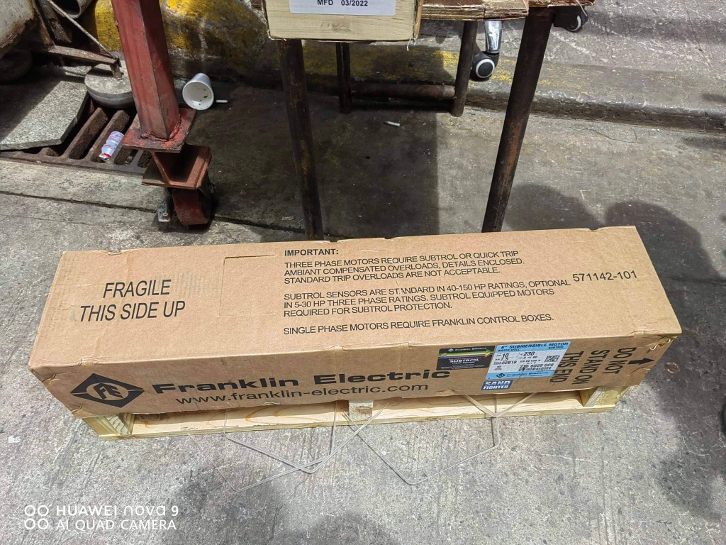 Submersible dynaflo pump, Commercial & Industrial, Construction Tools ...