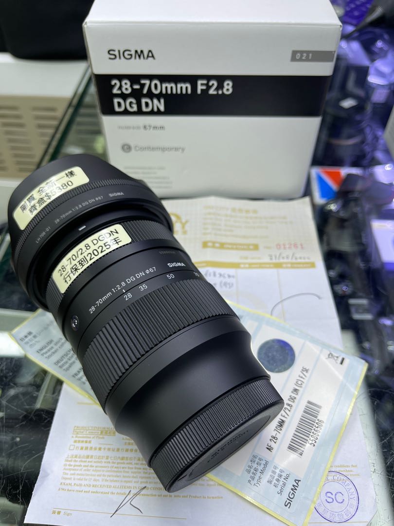 剛買 行保到2025年 SIGMA 28-70MM F2.8 FOR SONY, 攝影器材, 鏡頭及裝備 - Carousell