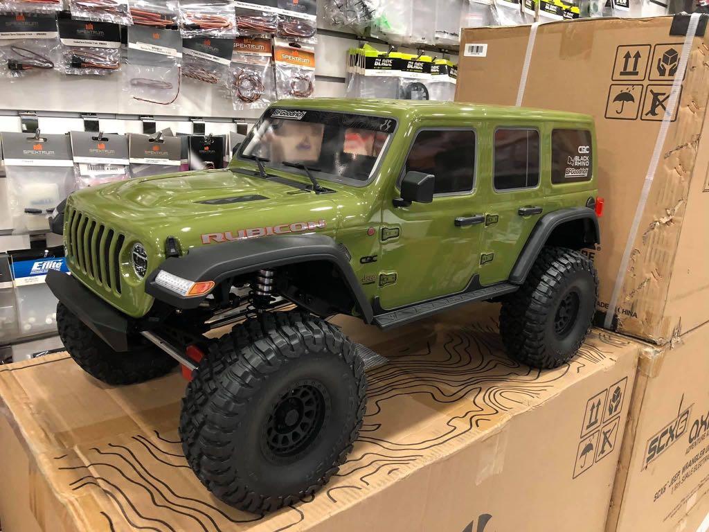 Axial 1/6 SCX 6 Jeep Wrangler 4WD Rock Crawler: Green, Hobbies & Toys ...