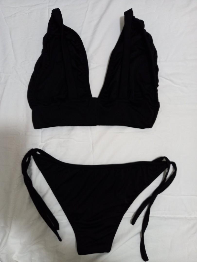 Black string bikini, Women's Fashion, Swimwear, Bikinis & Swimsuits on ...