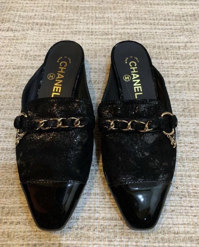 Chanel Mules, Women's Fashion, Footwear, Flats & Sandals on Carousell