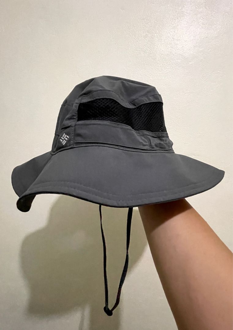 Columbia bora bora booney II, Men's Fashion, Watches & Accessories ...