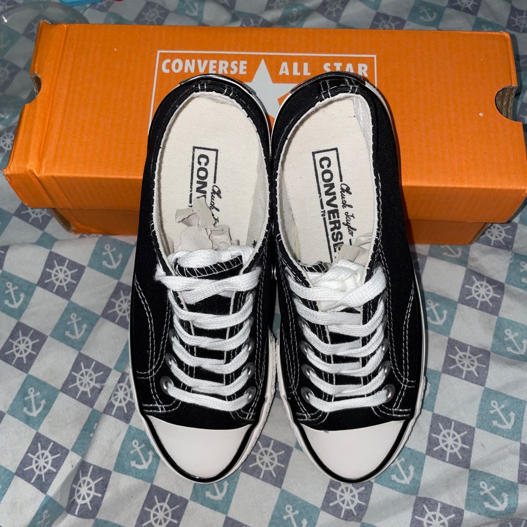 Converse Low Cut, Women's Fashion, Footwear, Sneakers on Carousell